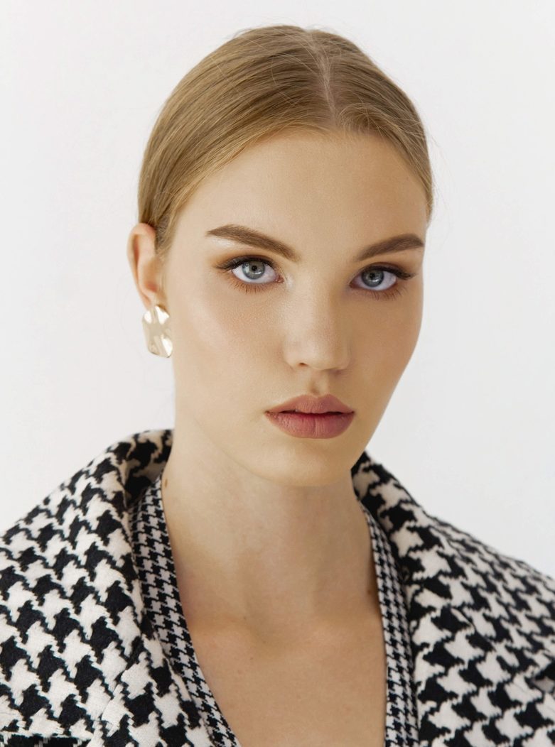 Model women №044 Polina O » Model Agency Gosh Production group
